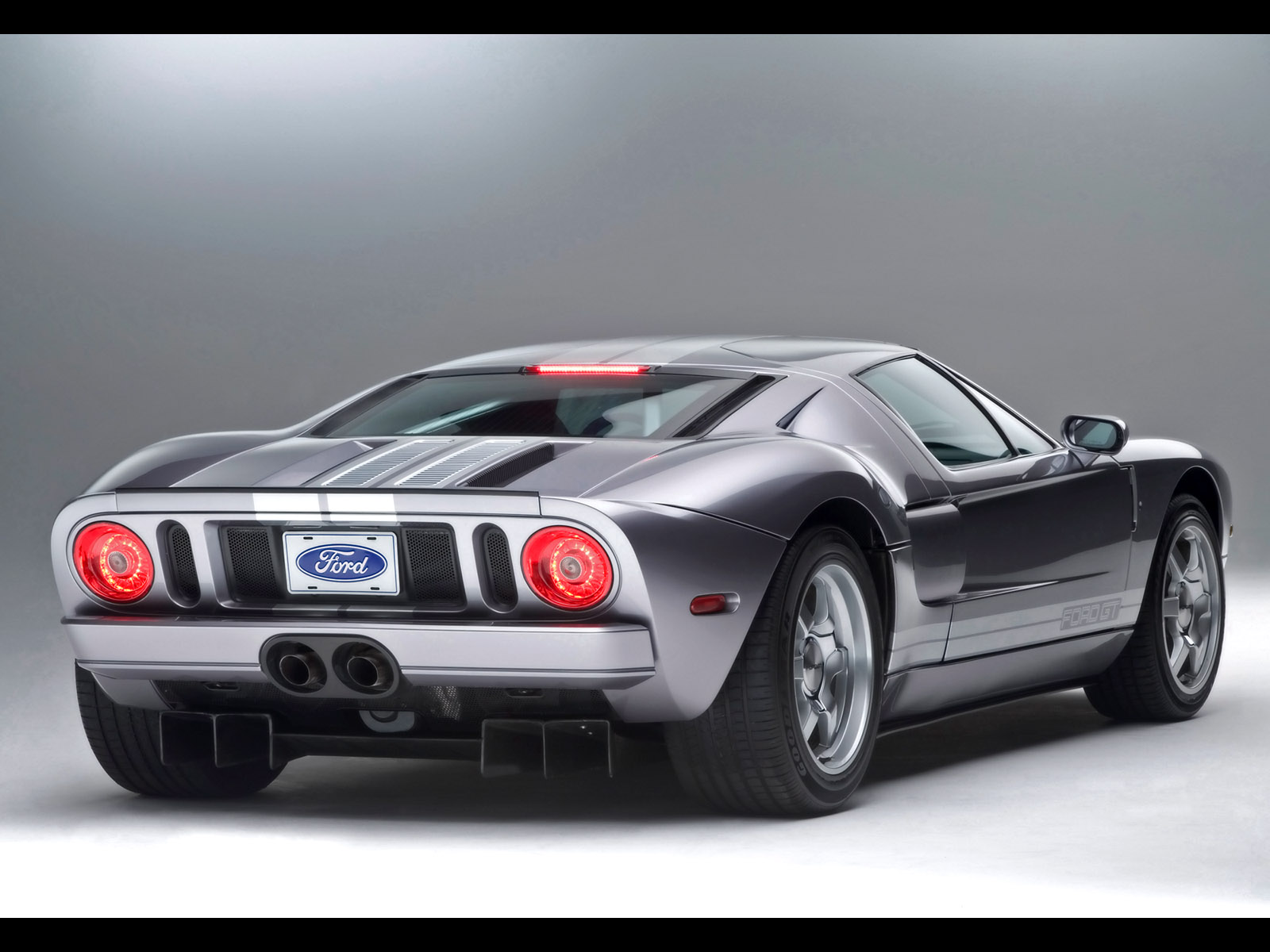 Ford GT technical specifications and fuel economy
